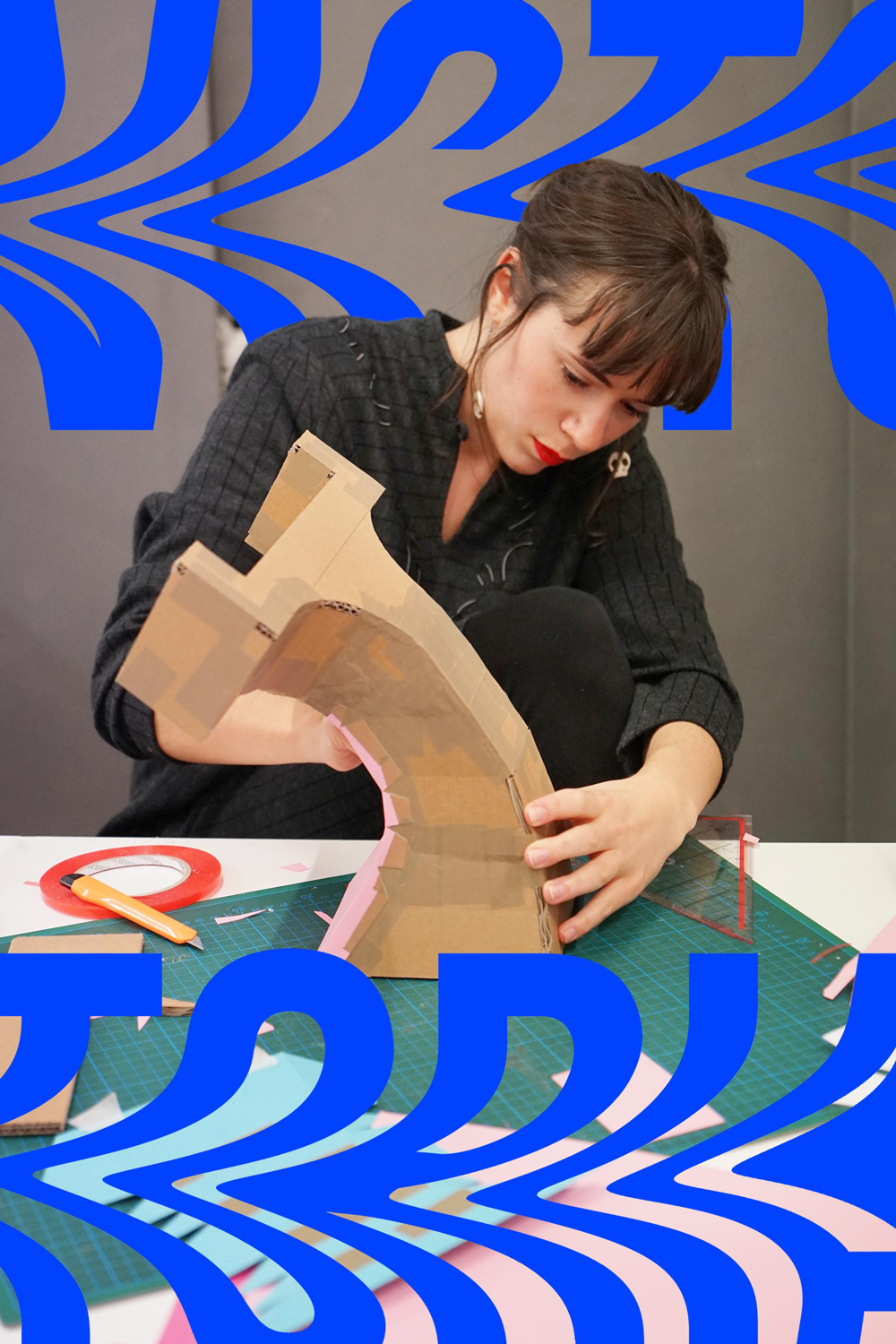 CONTACT - Victoria Bee